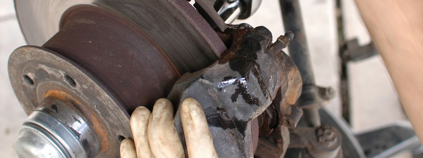 How to Tell if Your Brake Hose or Caliper is Bad