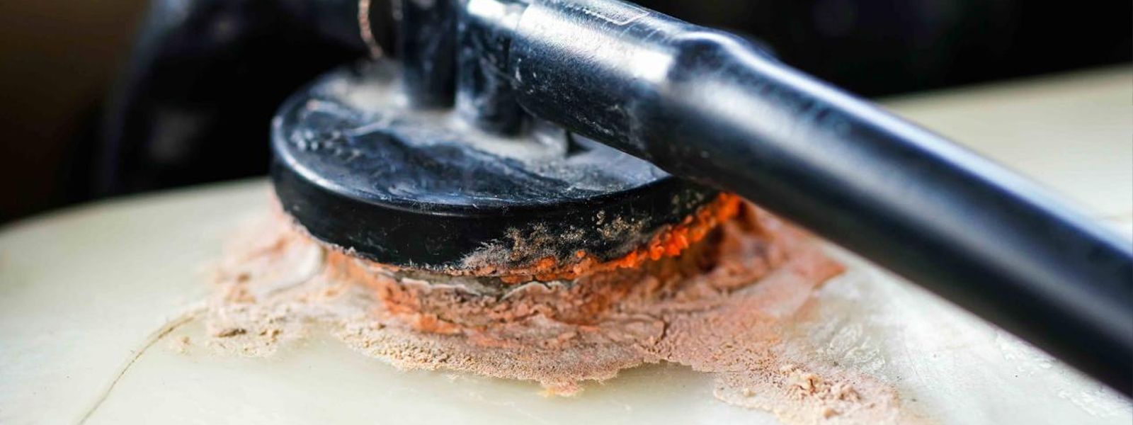 The Role of the Expansion Tank in Automobile Cooling Systems